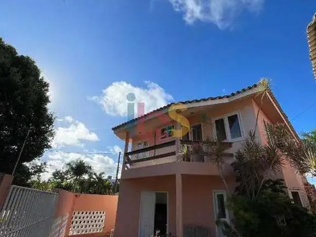Casa / Sobrado para Venda em Porto Seguro/BA Praia De Taperapuan 3 Quartos