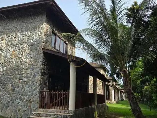 Casa / Sobrado para Venda em Porto Seguro/BA Praia De Taperapuan 3 Quartos