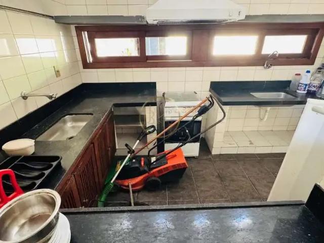Casa / Sobrado para Venda em Porto Seguro/BA Praia De Taperapuan 4 Quartos