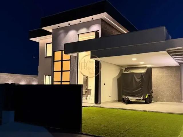 Casa / Sobrado para Venda em Porto Seguro/BA Praia De Taperapuan 4 Quartos