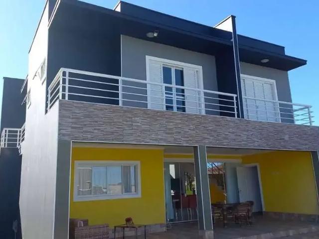 Casa / Sobrado para Venda em Porangaba/SP Centro 4 Quartos