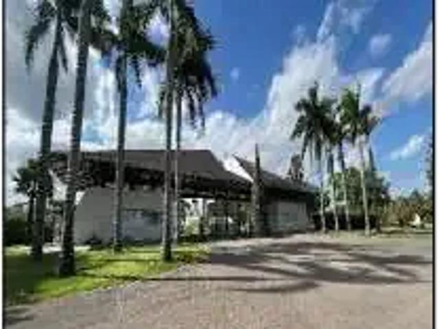 Casa / Sobrado para Venda em Porangaba/SP Ninho Verde