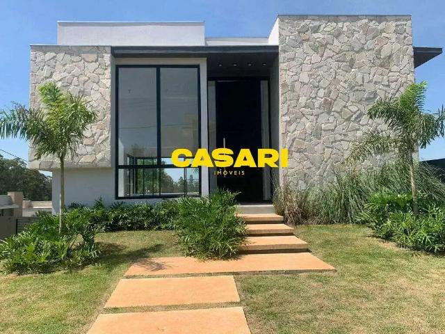 Casa / Sobrado para Venda em Porangaba/SP Ninho Verde 3 Quartos