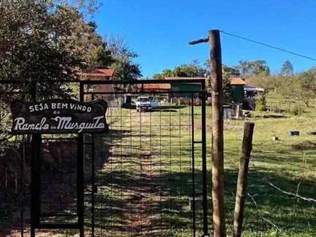 Casa / Sobrado para Venda em Porangaba/SP Serrinha 1 Quartos