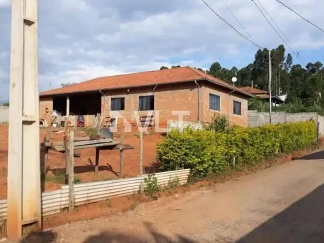 Casa / Sobrado para Venda em Pouso Alegre/MG Área Rural de Pouso Alegre 3 Quartos