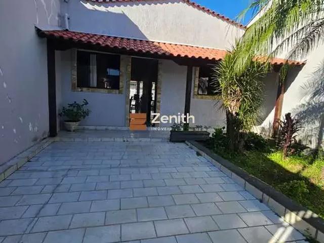 Casa / Sobrado para Venda em Pouso Alegre/MG Árvore Grande 2 Quartos