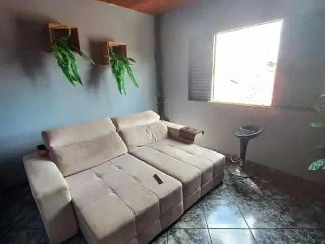 Casa / Sobrado para Venda em Pouso Alegre/MG Árvore Grande 4 Quartos