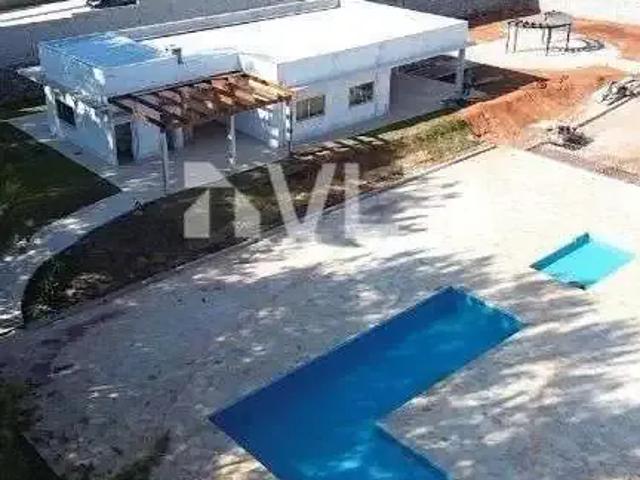 Casa / Sobrado para Venda em Pouso Alegre/MG Cidade Jardim 3 Quartos