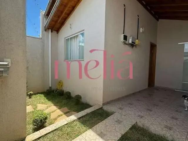Casa / Sobrado para Venda em Pouso Alegre/MG Cidade Vergani 3 Quartos