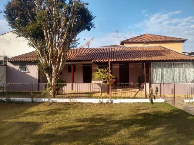 Casa / Sobrado para Venda em Pouso Alegre/MG Fátima I 2 Quartos