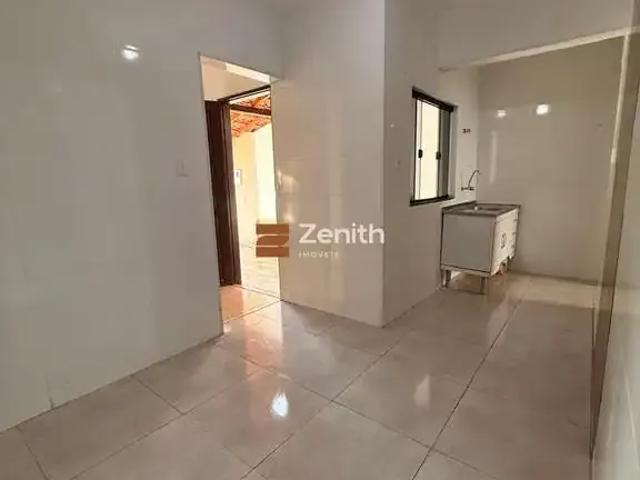 Casa / Sobrado para Venda em Pouso Alegre/MG Jardim Aeroporto 2 Quartos