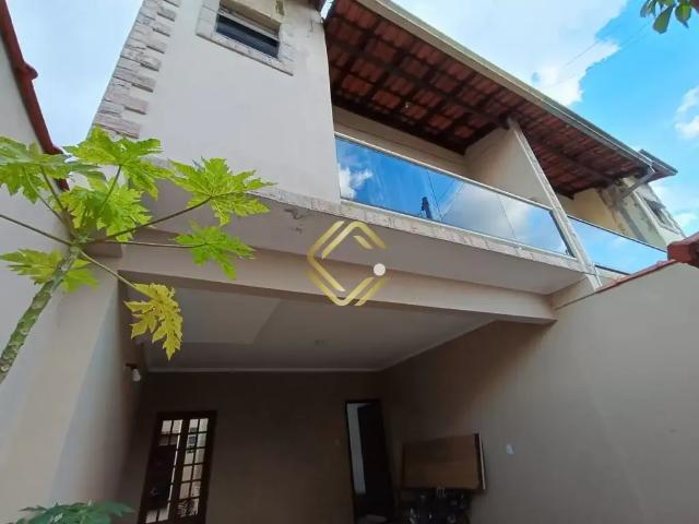 Casa / Sobrado para Venda em Pouso Alegre/MG Jardim São Francisco 3 Quartos