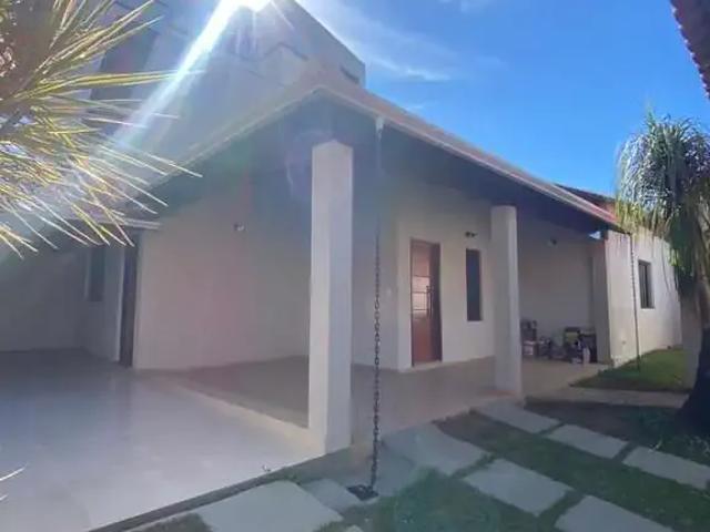 Casa / Sobrado para Venda em Pouso Alegre/MG Jardim São Francisco 3 Quartos