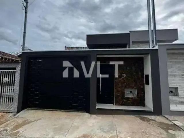 Casa / Sobrado para Venda em Pouso Alegre/MG Jardim Paraíso 3 Quartos