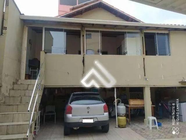 Casa / Sobrado para Venda em Pouso Alegre/MG Jardim Yara 3 Quartos