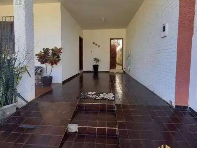 Casa / Sobrado para Venda em Pouso Alegre/MG Jardim Yara 3 Quartos