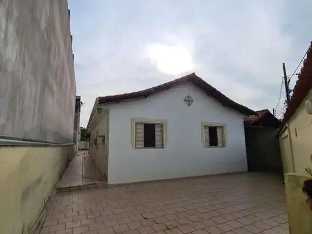 Casa / Sobrado para Venda em Pouso Alegre/MG Nova Pouso Alegre 6 Quartos
