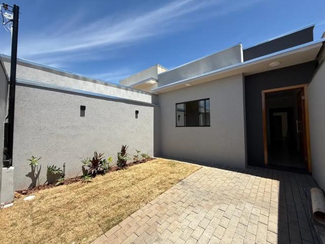 Casa / Sobrado para Venda em Pouso Alegre/MG Parque Real