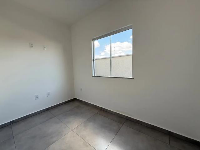 Casa / Sobrado para Venda em Pouso Alegre/MG Parque Real 3 Quartos
