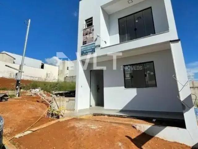 Casa / Sobrado para Venda em Pouso Alegre/MG Parque Real 3 Quartos