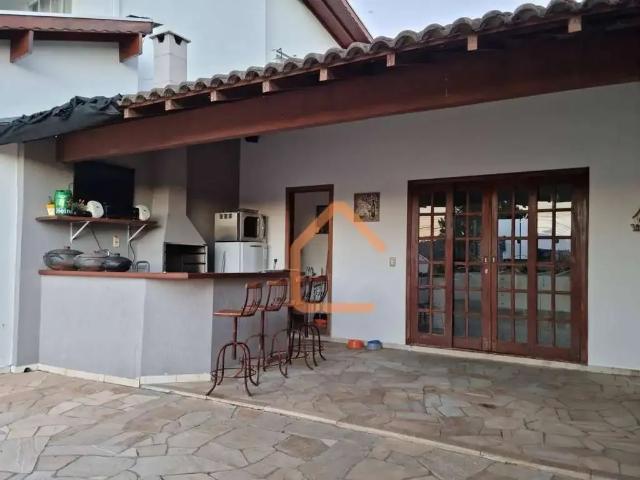 Casa / Sobrado para Venda em Pouso Alegre/MG Pousada dos Campos I 3 Quartos