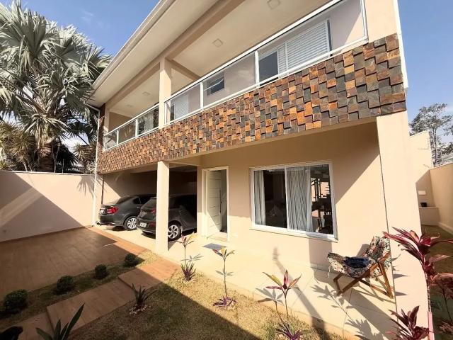 Casa / Sobrado para Venda em Pouso Alegre/MG Pousada dos Campos III 4 Quartos
