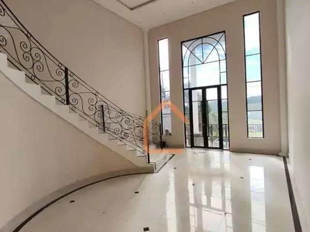 Casa / Sobrado para Venda em Pouso Alegre/MG Residencial Astúrias 5 Quartos