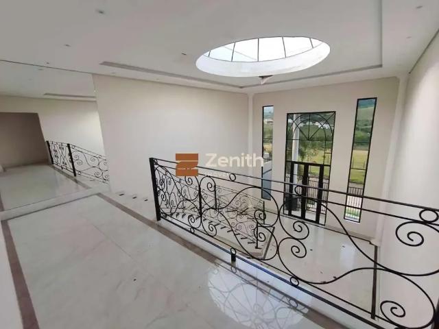 Casa / Sobrado para Venda em Pouso Alegre/MG Residencial Astúrias 5 Quartos