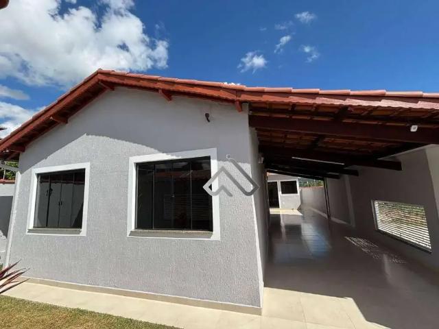 Casa / Sobrado para Venda em Pouso Alegre/MG Residencial Morumbi II 4 Quartos