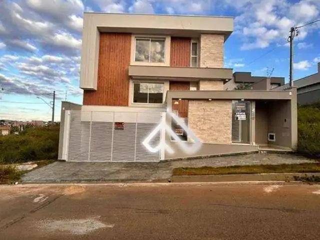 Casa / Sobrado para Venda em Pouso Alegre/MG Residencial Serra Morena 4 Quartos