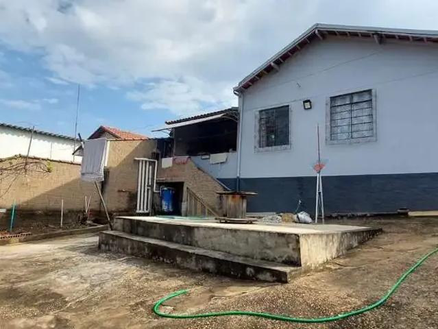Casa / Sobrado para Venda em Pouso Alegre/MG Santa Dorotéia 3 Quartos
