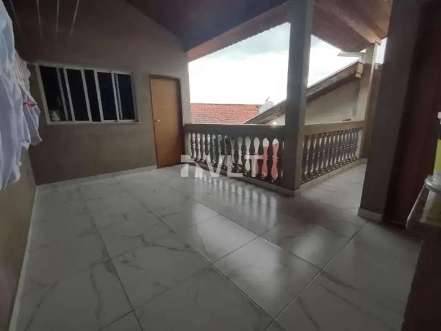 Casa / Sobrado para Venda em Pouso Alegre/MG Santo Expedito 4 Quartos