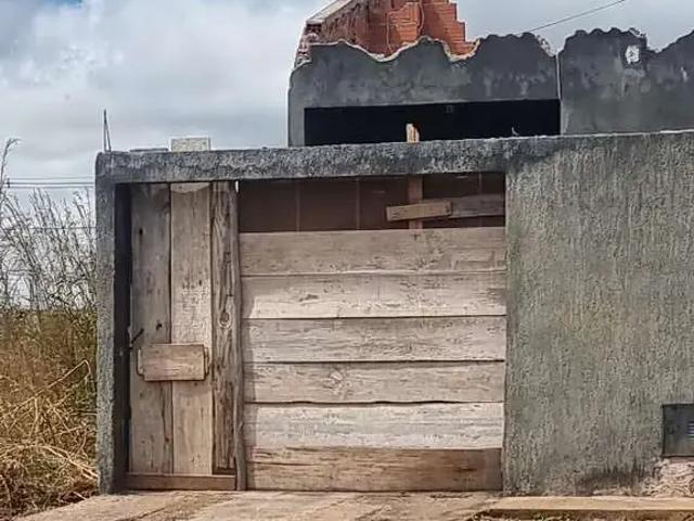 Casa / Sobrado para Venda em Planaltina/GO Setor Aeroporto Barrolândia 2 Quartos