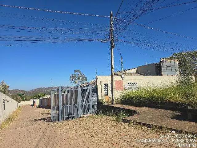 Casa / Sobrado para Venda em Planaltina/GO Setor Oeste 2 Quartos