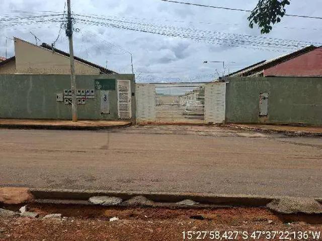 Casa / Sobrado para Venda em Planaltina/GO Setor Sul 2 Quartos