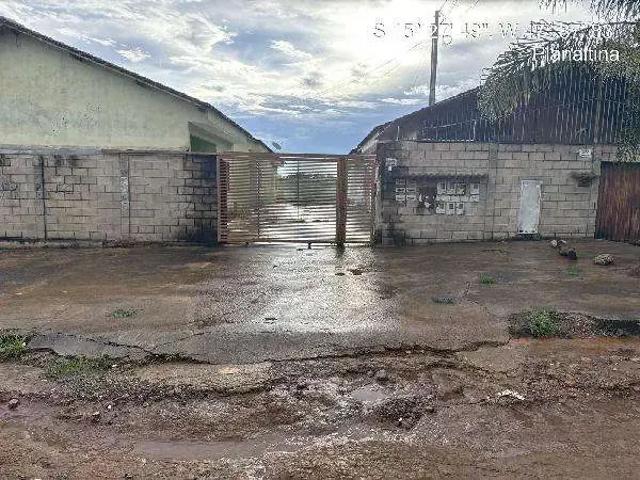 Casa / Sobrado para Venda em Planaltina/GO Setor Sul 2 Quartos