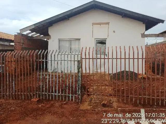 Casa / Sobrado para Venda em Prado Ferreira/PR Centro 2 Quartos