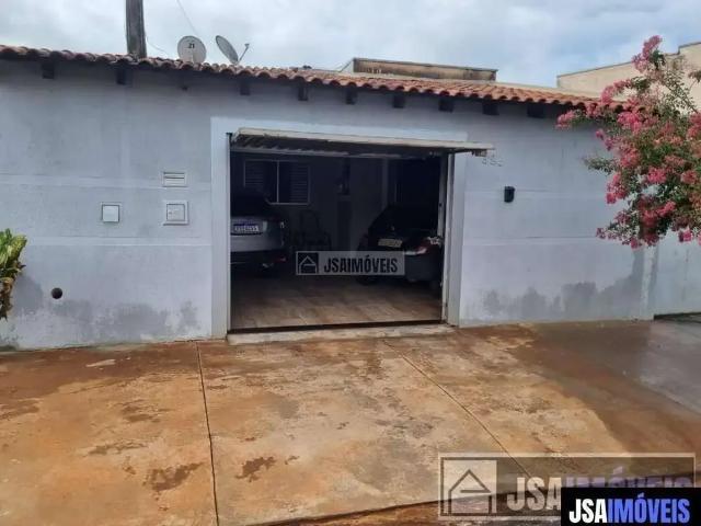Casa / Sobrado para Venda em Pradópolis/SP Centro 3 Quartos