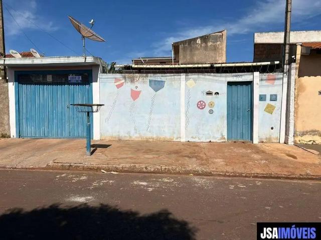 Casa / Sobrado para Venda em Pradópolis/SP Centro 5 Quartos