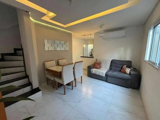 Casa / Sobrado para Venda em Praia Grande/SP Tude Bastos Sítio do Campo 2 Quartos