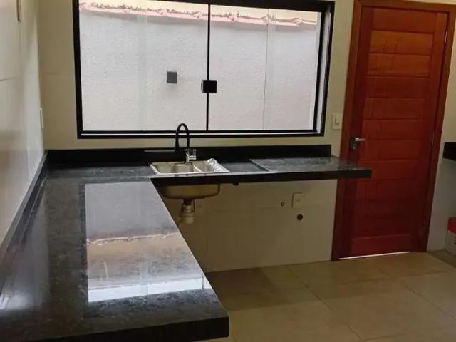 Casa / Sobrado para Venda em Praia Grande/SP Tupi 2 Quartos