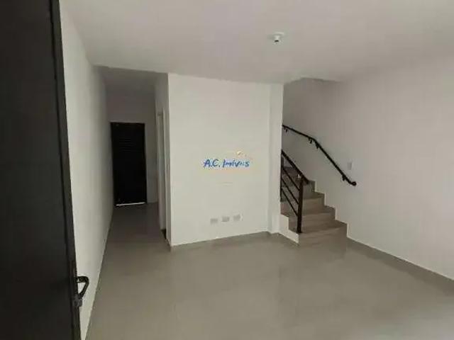 Casa / Sobrado para Venda em Praia Grande/SP Tupi 2 Quartos