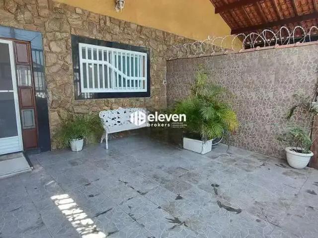 Casa / Sobrado para Venda em Praia Grande/SP Tupi 2 Quartos