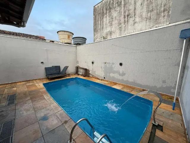 Casa / Sobrado para Venda em Praia Grande/SP Tupi 2 Quartos