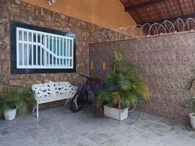 Casa / Sobrado para Venda em Praia Grande/SP Tupi 2 Quartos