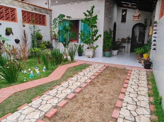 Casa / Sobrado para Venda em Praia Grande/SP Tupi 2 Quartos