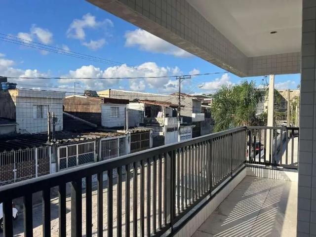 Casa / Sobrado para Venda em Praia Grande/SP Tupi 2 Quartos