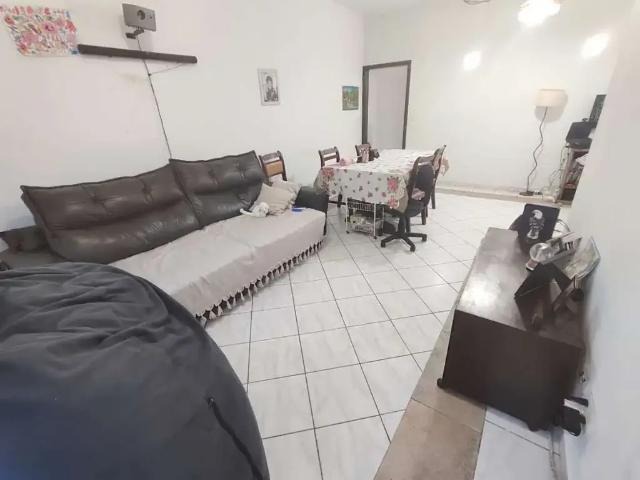 Casa / Sobrado para Venda em Praia Grande/SP Tupi 2 Quartos