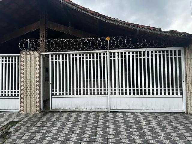 Casa / Sobrado para Venda em Praia Grande/SP Tupi 2 Quartos