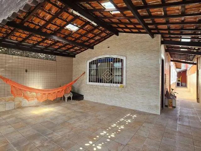 Casa / Sobrado para Venda em Praia Grande/SP Tupi 2 Quartos